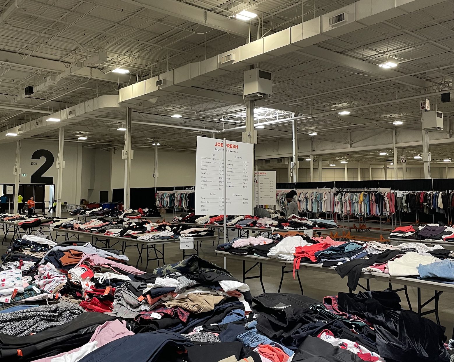 SaleSpy: Take A Look At The Massive Joe Fresh Warehouse Sale