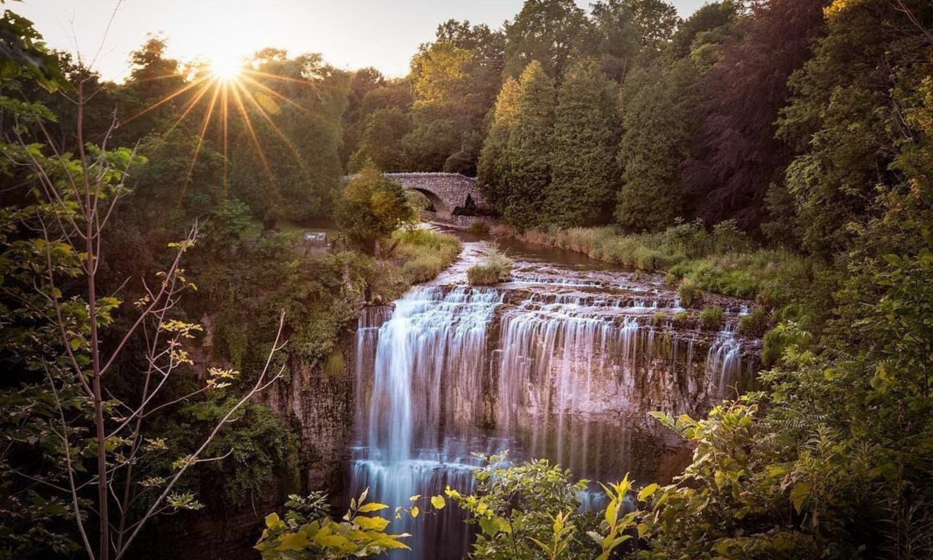 17 Beautiful Waterfalls To Explore Near Toronto