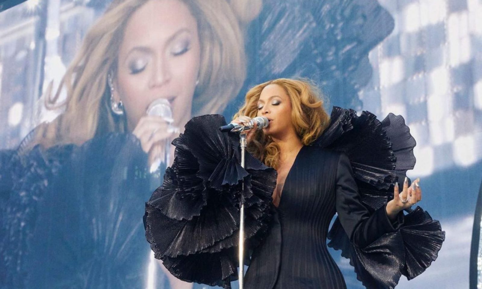 25 Of The Best Concerts Happening In Toronto This Summer